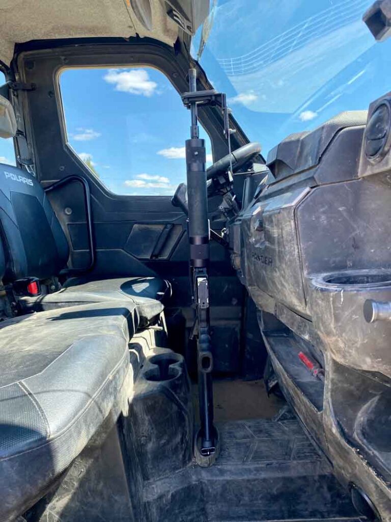 #1 Innovative Polaris Ranger 1000 Gun Rack Mount - The Gun Grabber Canada